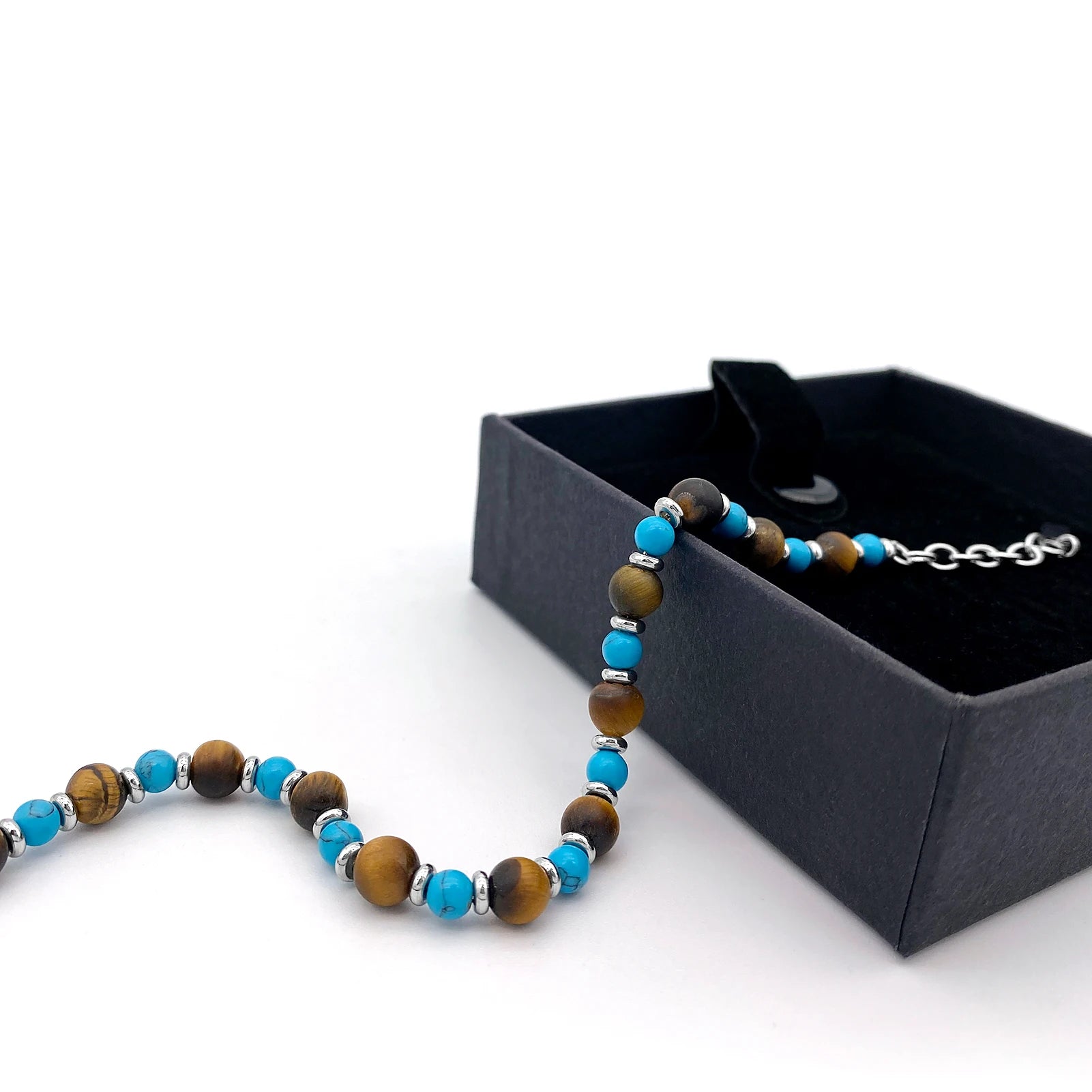 The Emery Bracelet – Xavier Stone